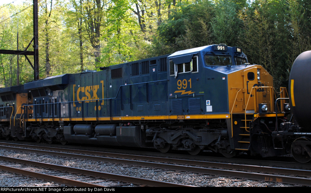 CSX ES44AH 991 in YN3b on Q418-21